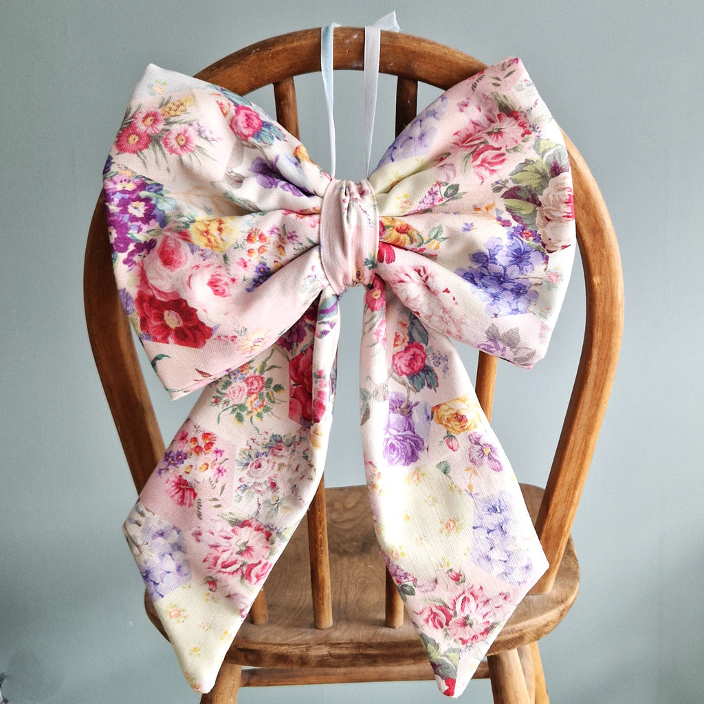 Decor – Phillips & Cheers